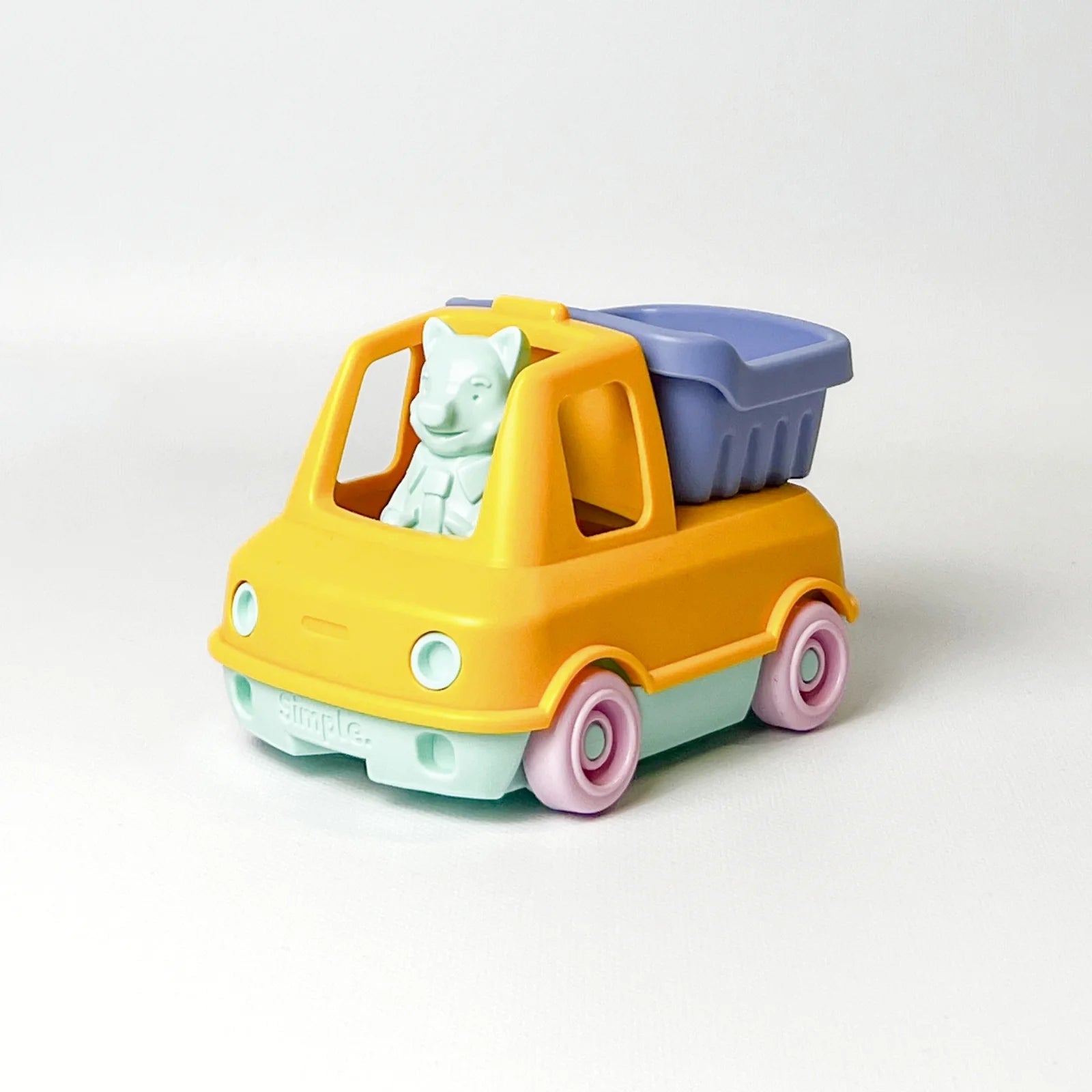 My First Dump Truck – STUDIO DEN